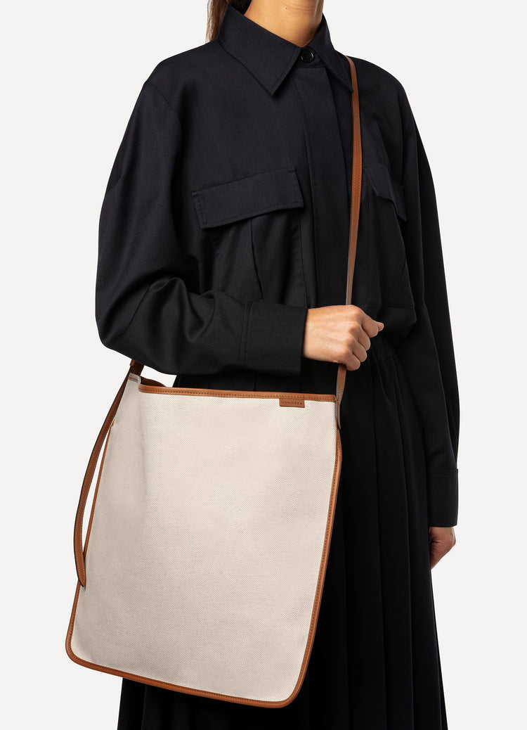 LE POSTIER – L/UNIFORM